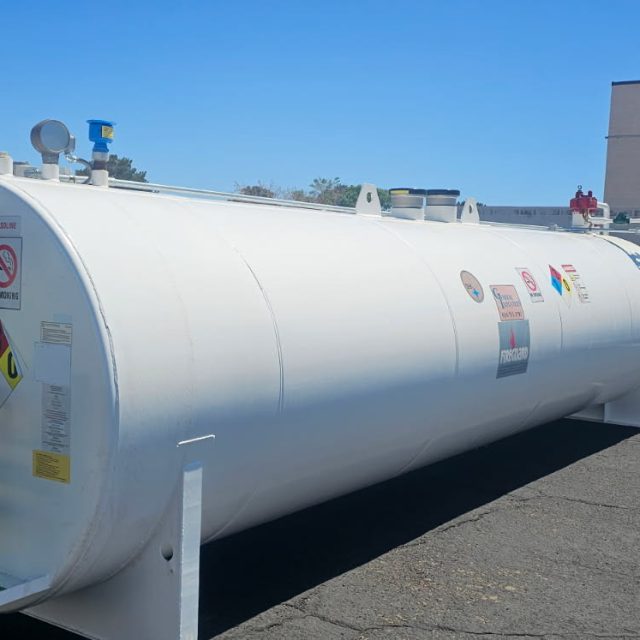 4,000 Gallon Fuel Storage Tank - Turn-key